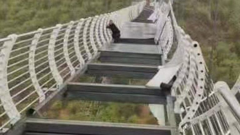 Man left dangling from bridge - News Without Politics